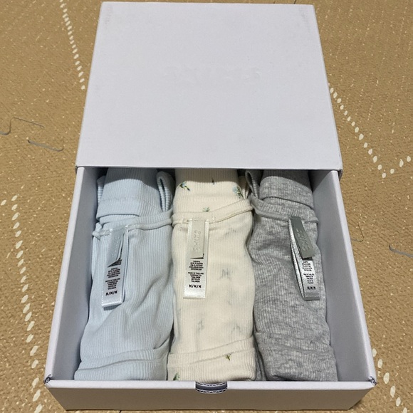 SKIMS | Tops | Skims Cotton Rib Tank 3pack | Poshmark